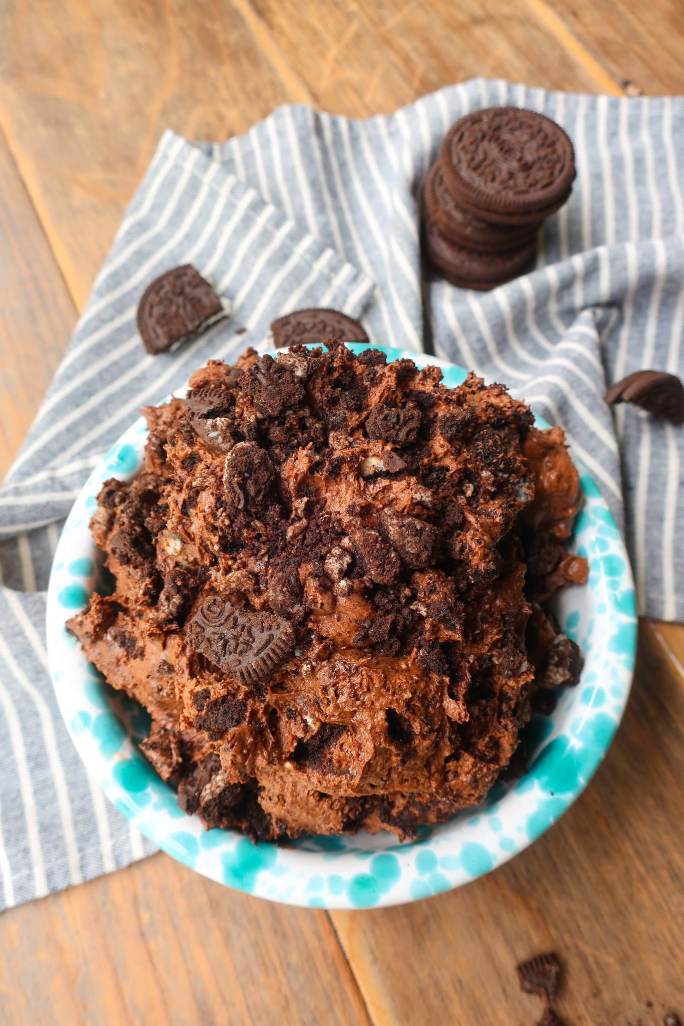 Easy Oreo Dirt Dip From Scratch